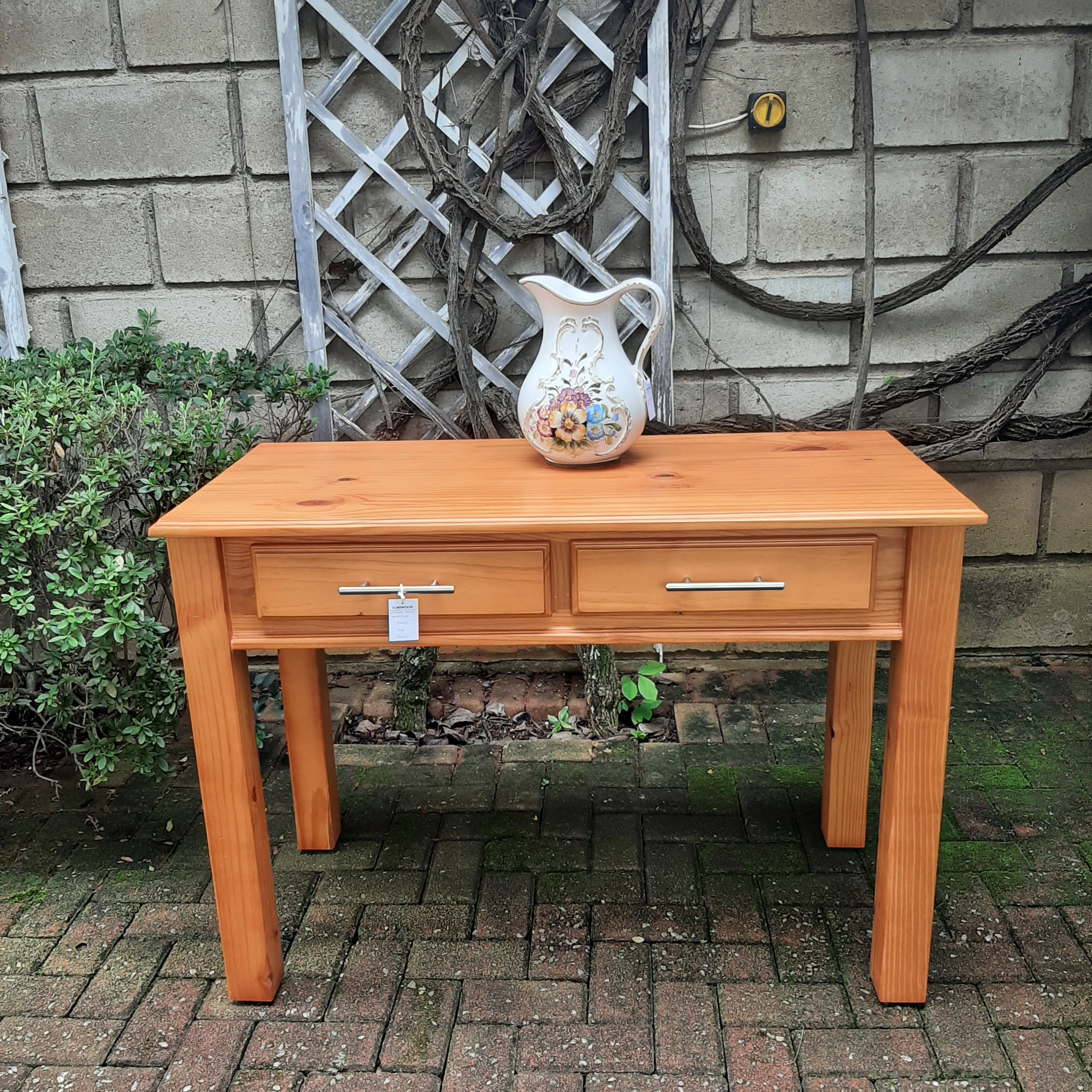 2 Drawer server pine stained Oregon – Elmswood Country Centre