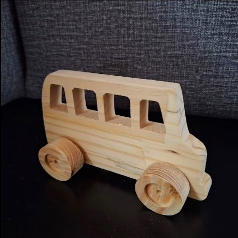 Pull String Bus – Elmswood Country Centre