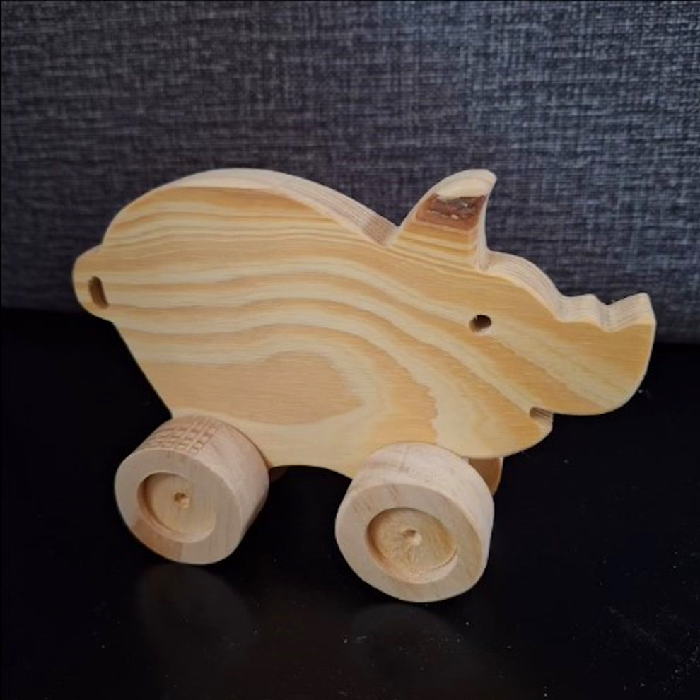 Pull String Pig – Elmswood Country Centre